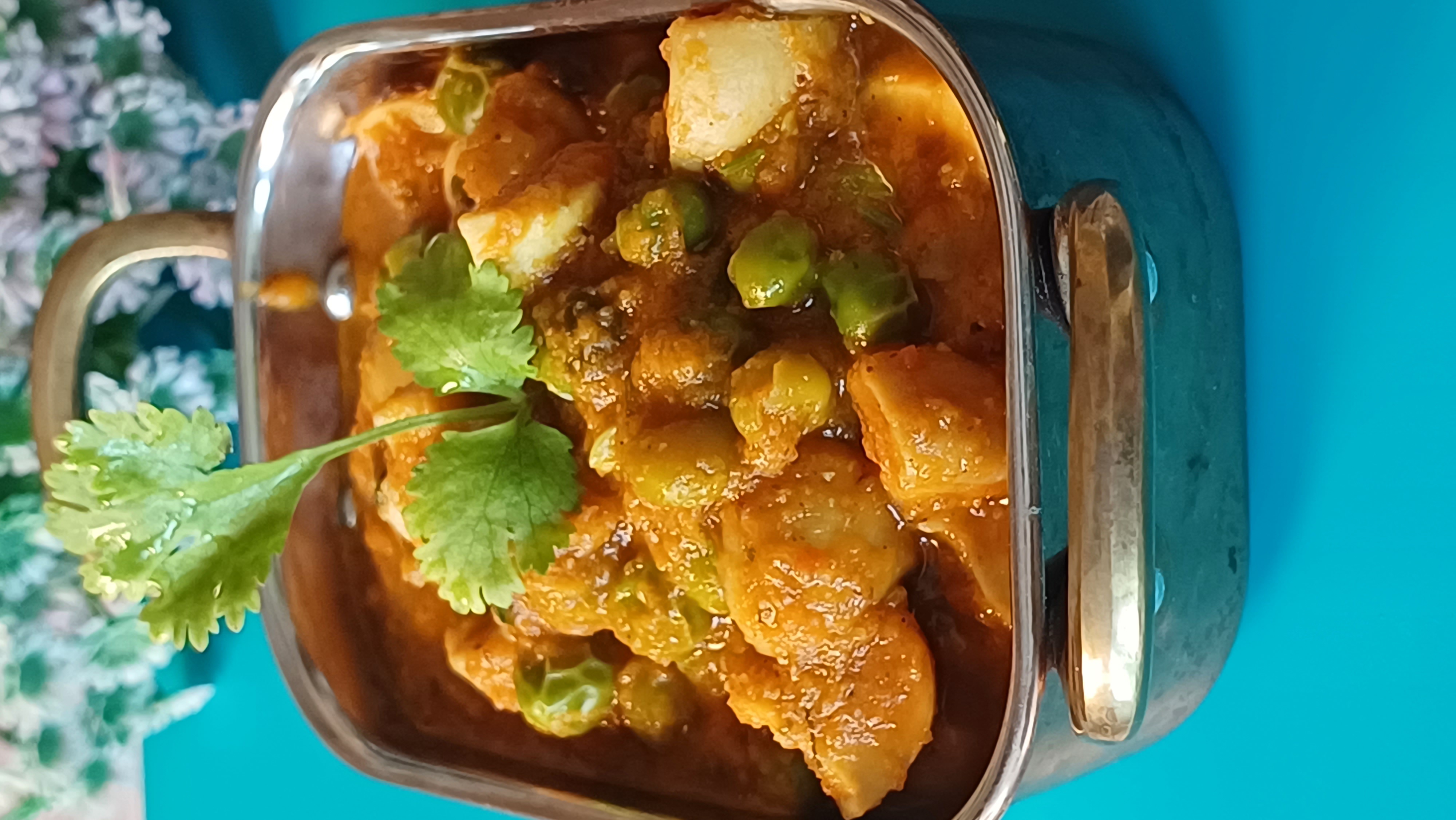 Matar Mushroom Masala - RasoiTak